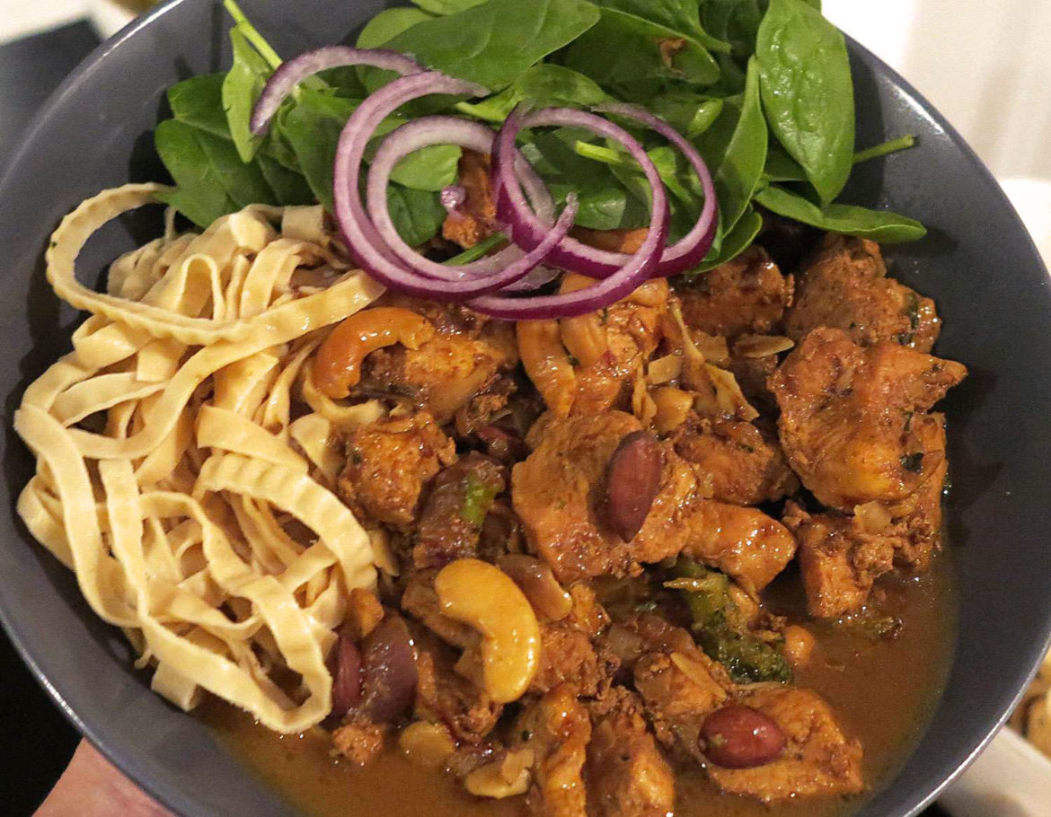 Krämig kycklinggryta med kokosmjölk - Sporthälsa