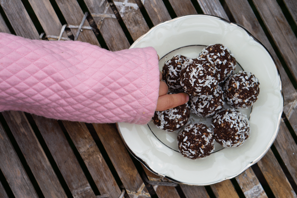 Tyngre chokladbollar - Enkelt recept med färdig chokladbollsmix
